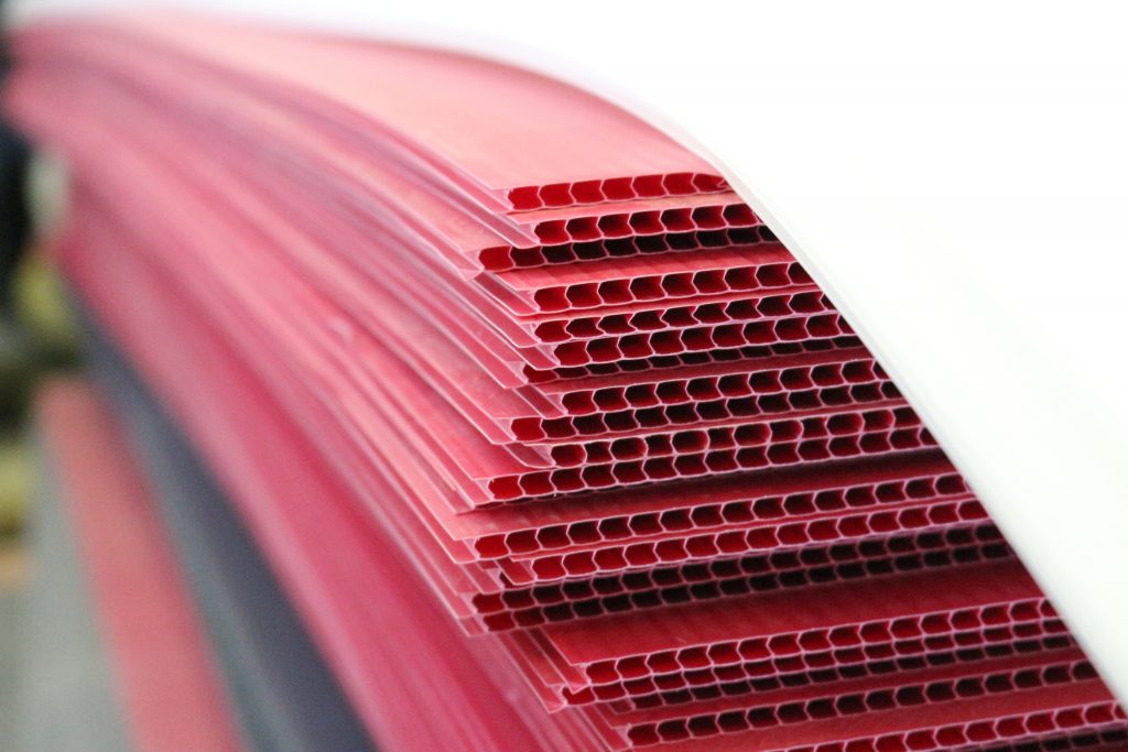 Corrugated plastic - کارتن پلاست ارومیه